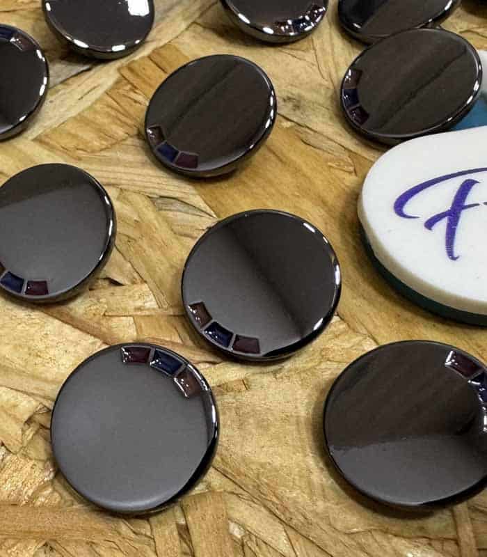 Metal Buttons – Fclick